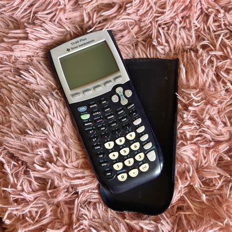 Texas Instruments Ti 84 Graphing Scientific Calculator Mobile Phones And Gadgets Other Gadgets