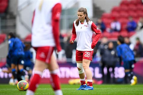 Teisar Leaves On Loan Bristol City Fc