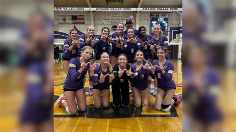 Av Girls Varsity Volleyball Team Prepares To Spike Into Ncs
