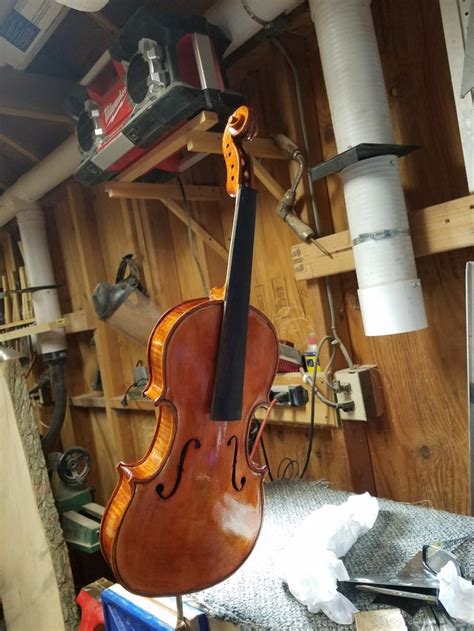 ปักพินโดย Bela miskolczi ใน Bela