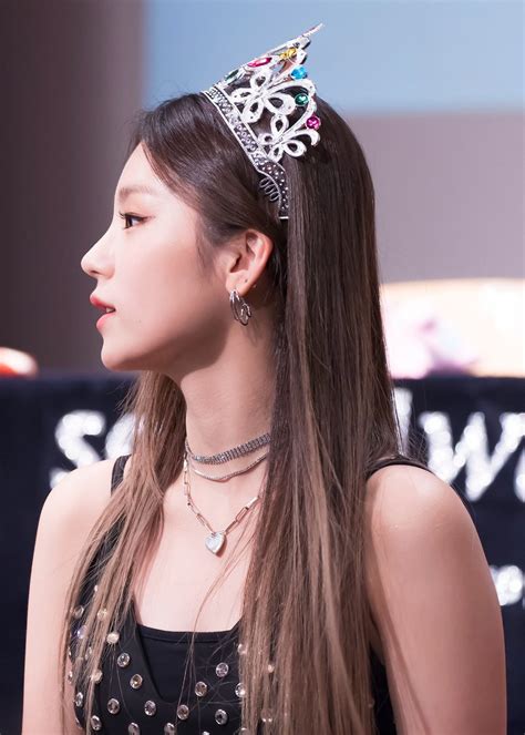30 Photos Of Itzy Yejis Perfect Side Profile That Proves Every Angle Is Her Angle Koreaboo