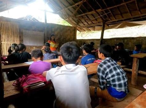 ကရင်နီပညာရေးဌာနအနေဖြင့် ၁ နှစ်တာအတွင်း ကျောင်းသား ၅၅၀၀၀ ခန့်ကို ကူညီပံ့ပိုးနိုင်ခဲ့ပြီး ဆရာ