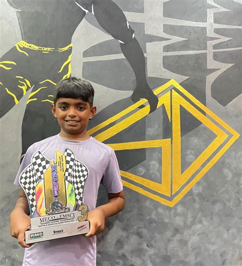 Karting Racer 10 Year Old Rivaan Dev Preetham Met Tn Minister Udhayanidhi Stalin Know About Him