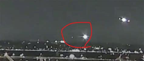 미국 소형 여객기 군용 헬리콥터 블랙호크 충돌 사고 발생