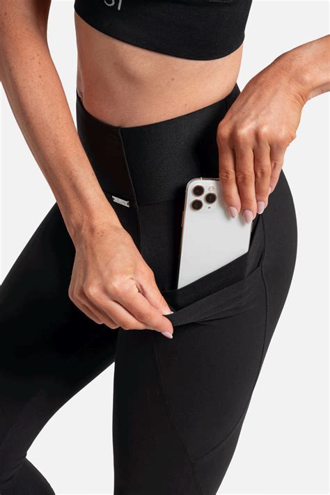 Capri Keilah Navigation