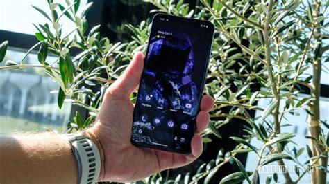 Amoled Vs Lcd All The Key Differences Explained Android Authority