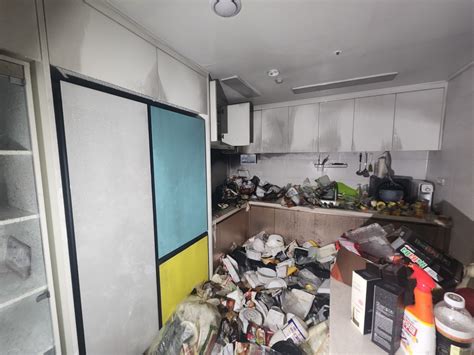 집안 가득 찬 쓰레기로 인한 화재 사례