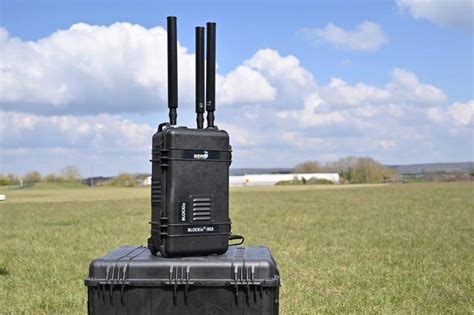 Detection And Jamming Keas