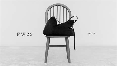 Francesca Frnc Bold Essentials