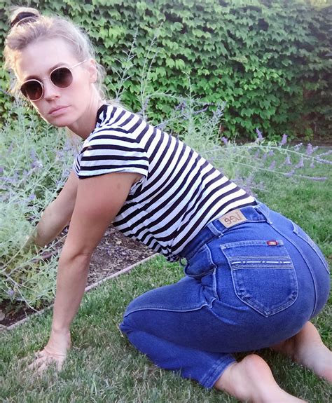 January Jones Nude Pics And Leaked Porn Topless Scenes