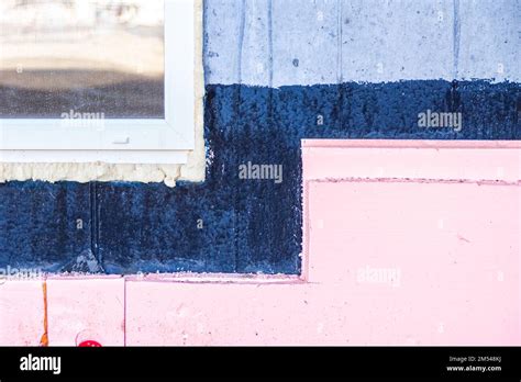 Multilayer Insulation Wall Of Monolithic Reinforced Concrete Structure Using Extruded