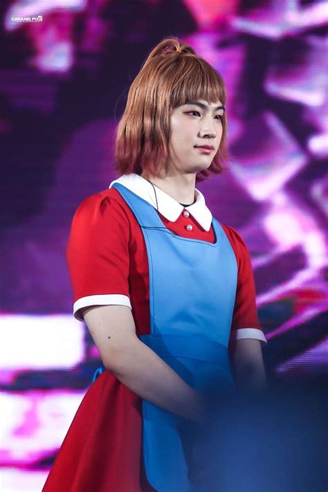 꾸너 On Twitter คนดัง