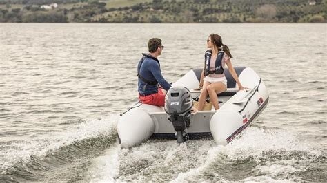 Лодка YAMAHA YAM-240 Sport