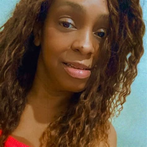 Rosangela Costa Rosy Angelasouza Threads Say More Rosangela Costa Rosy Angelasouza Threads Say More