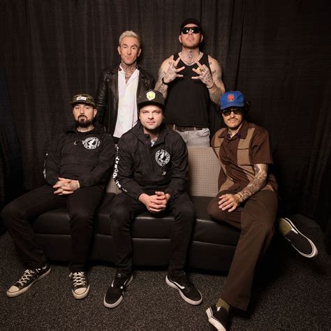 Music Hollywood Undead