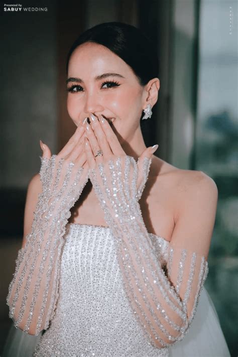 20 ท่าโพสจากเจ้าสาวตัวจริง ถ่ายออกมาสวยจึ้งทุกช็อต