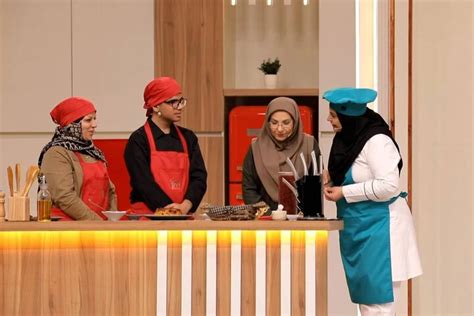 لاله صبوری مجری برنامه معروف شد