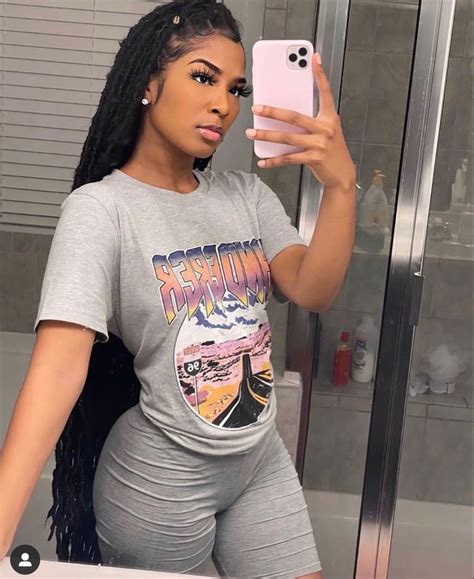 Pin By Bdagreatest🖤 On Mirror Pics In 2020 Black Girl Outfits Cute