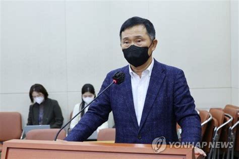 질의 답하는 김연명 공동위원장 네이트 뉴스