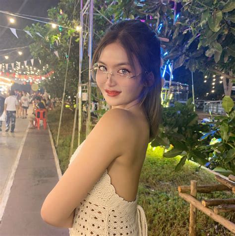 เจ อาร์ เจ อาร์ Added A New Photo