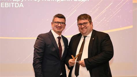 Призът „true Leaders” в сектор „Храни и напитки“ за Кока Кола ХБК България бе връчен на Стефан