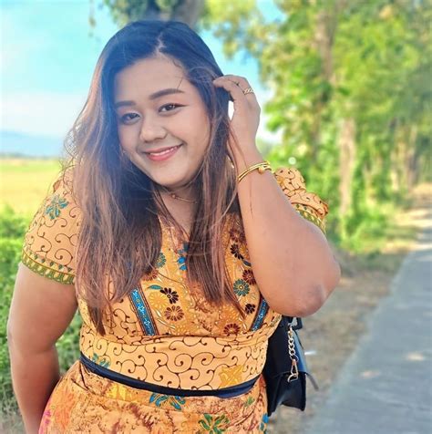 ဇေယျဝတီမြို့ ညောင်ပင်သာရွာ အလွမ်းပြေ 💔🥺 ရွာသွားတဲ့လမ်းမကြီးက လွမ်းစရာပ