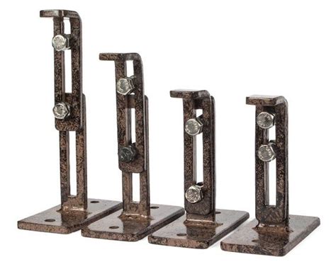 1 Wall Mounting Bracket Set Which Includes 4 Trellis Brackets Each