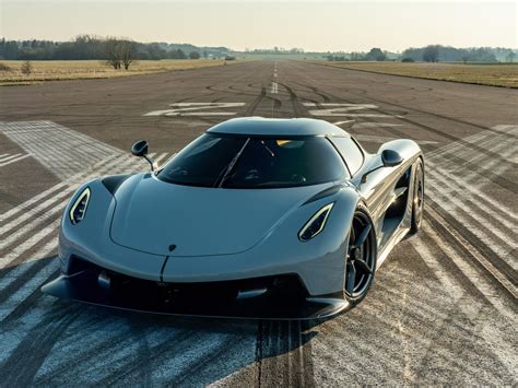 Koenigsegg Current Lineup Reviews Prices And Our Top Picks