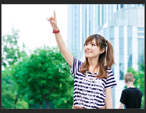 10分钟看懂photoshop 实例：用仿制图章去除多余的人物 知乎