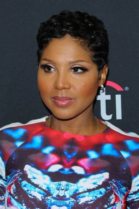 Toni Braxton Short Haircuts