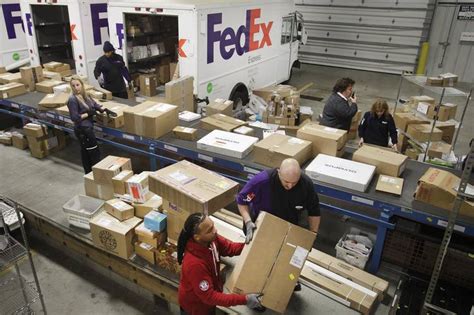 Fedex Ups Gear Up For Holiday Season With More Sorting Hubs