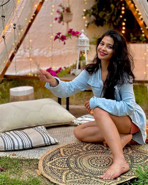 Neha Pednekars Feet