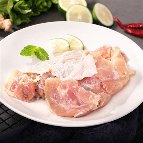 鸡腿肉去骨带皮盒肉丁新鲜鲜活烟熏柔嫩多汁虎窝淘