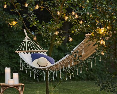 Outdoor Tree Lighting Ideas Practical And Stylish Ways Livingetc