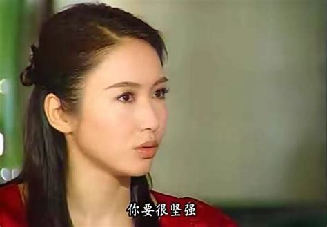 黎姿下嫁跛豪二代，以為是為癱瘓弟弟找免費pos機，其實另有隱情 每日頭條