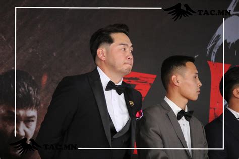 Гурван хүүгийн аав царайлаг жүжигчин Д Хосбаяр ТАС МН