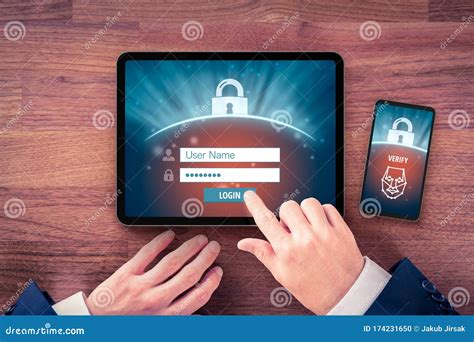 Authentification à Deux Facteurs Avec Le Concept De Sécurité D