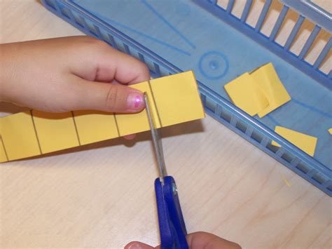 أفكار لتعليم الاطفال الالوان عن طريق اللعب