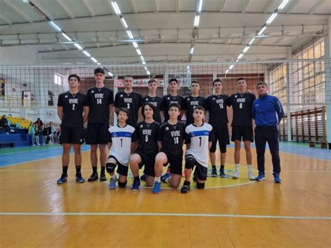 Volei Masculin Liderul Grupei Ctf Mihai I București S A Impus Lejer
