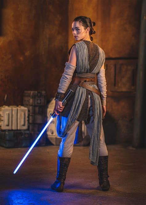 Disneys Real Life Lightsaber Looks Incredible Heres How It Could