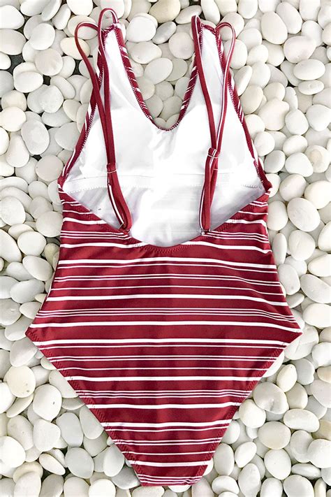 Facing Sun Stripe One Piece Swimsuit