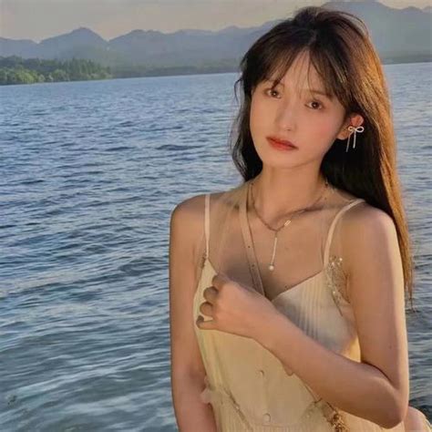 网图女ins高级质感图片大全 优质稀有ins风女头配图网