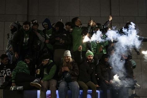Wild Photos Of Eagles Fans Celebrating Super Bowl Win