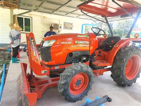 ซื้อขายโครงรถไถ เครื่องรถไถ อุปกรณ์ทำการเกษตรทุกชนิด สุโขทัย 2012 คูโบต้า L3608dt