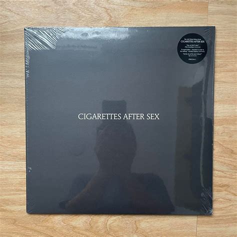แผ่นเสียง Cigarettes After Sex Portable Turntable