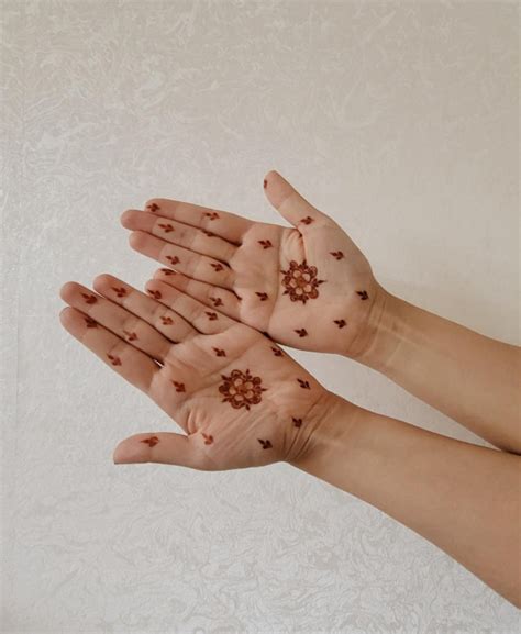 45 Stylish Mehndi Designs Simple And Beautiful Intricate Floral