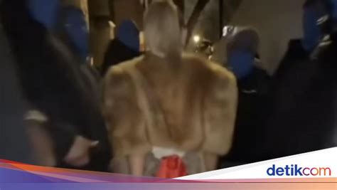 Akun Ig Bonnie Blue Di Report Massal Gegara Lecehkan Bendera Indonesia