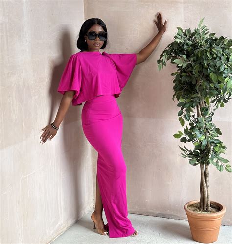 Valerie Set In Pink Shop Enadia