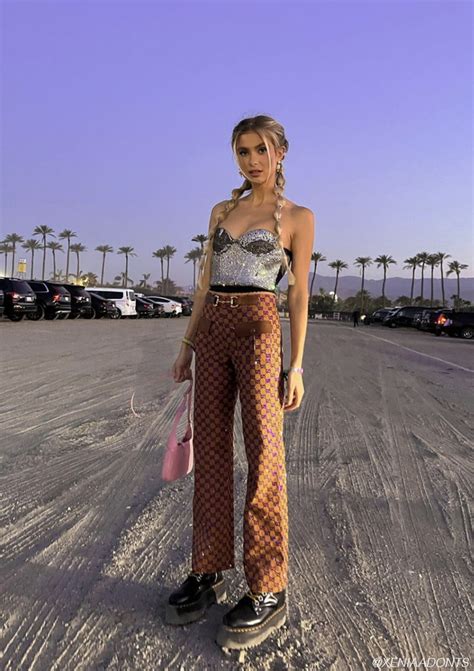 Get The Look The Bubble Pony Bangstyle House Of Hair Inspiration