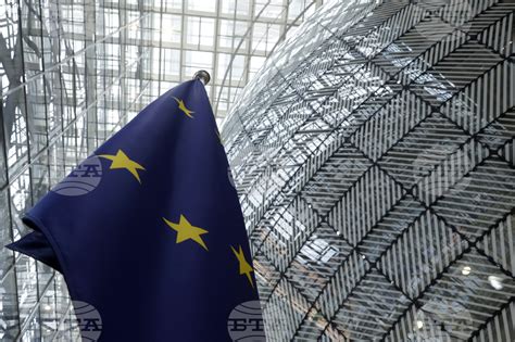 БТА Съдът на ЕС потвърди глоба за Гугъл от 2 4 млрд евро и нареди на Епъл да внесе 13